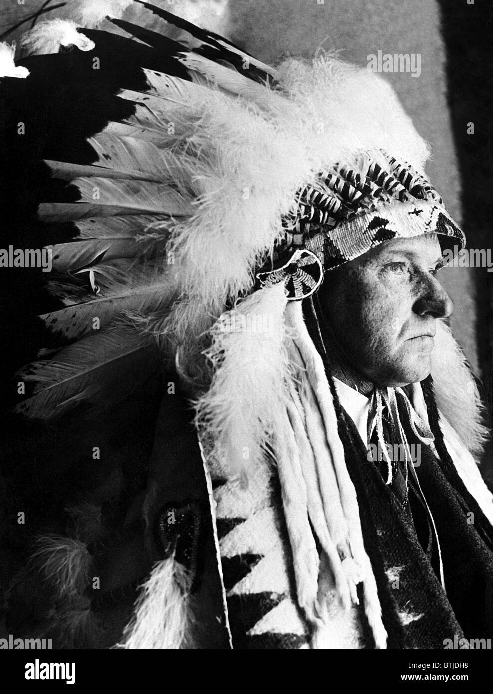 Sioux headdress hi-res stock photography and images - Alamy