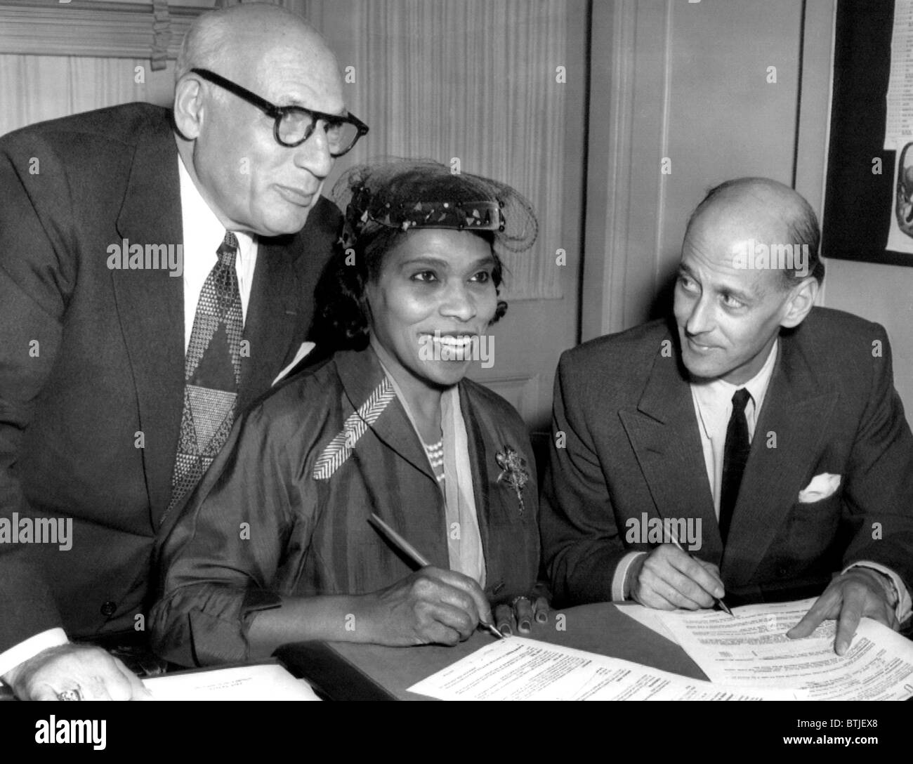 Singer Marian Anderson signs a contract with Metropolitan Opera ...