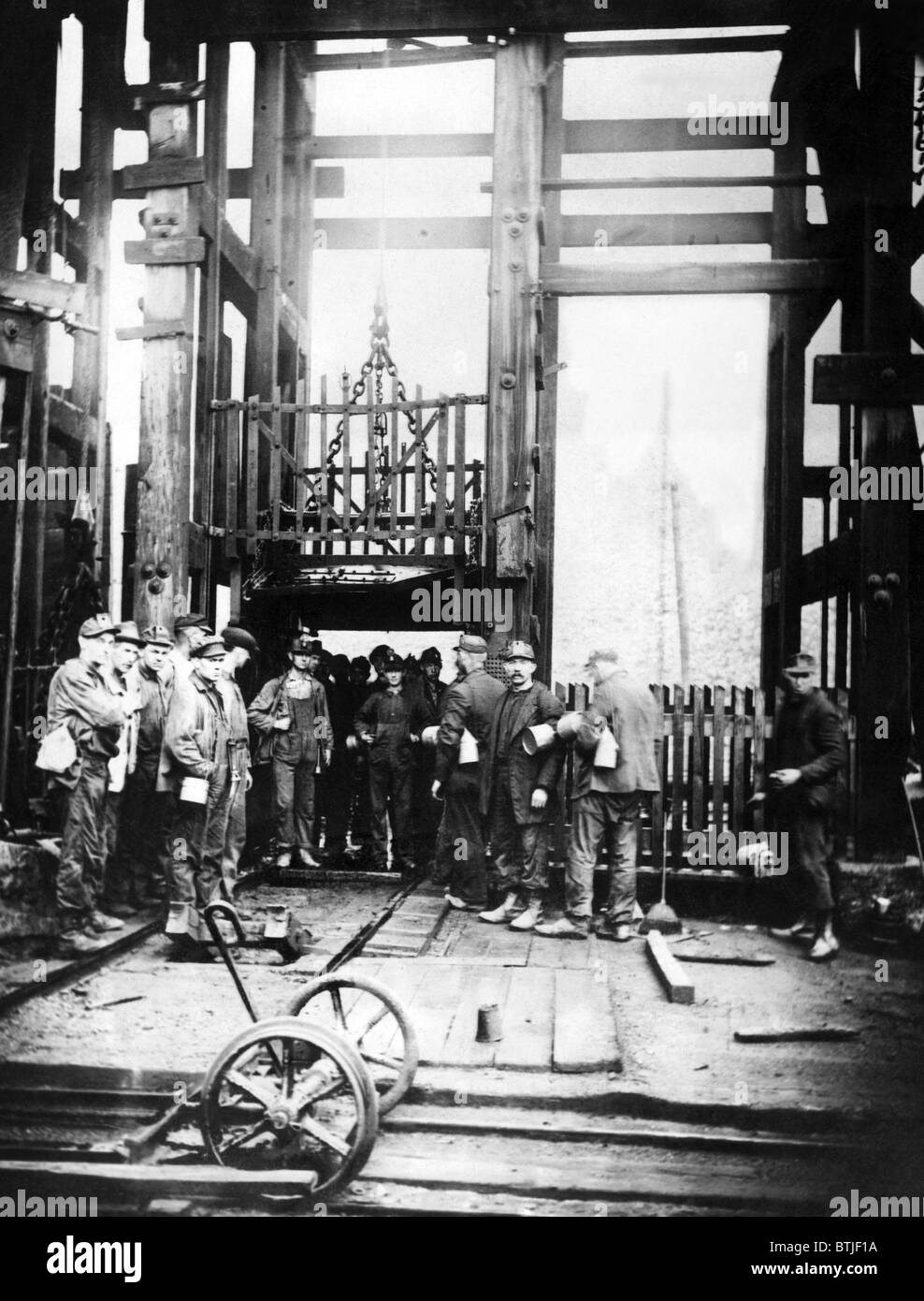 Miners 1900s hi-res stock photography and images - Alamy