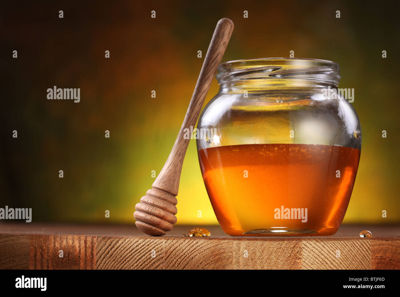 Pot of honey hi-res stock photography and images - Alamy