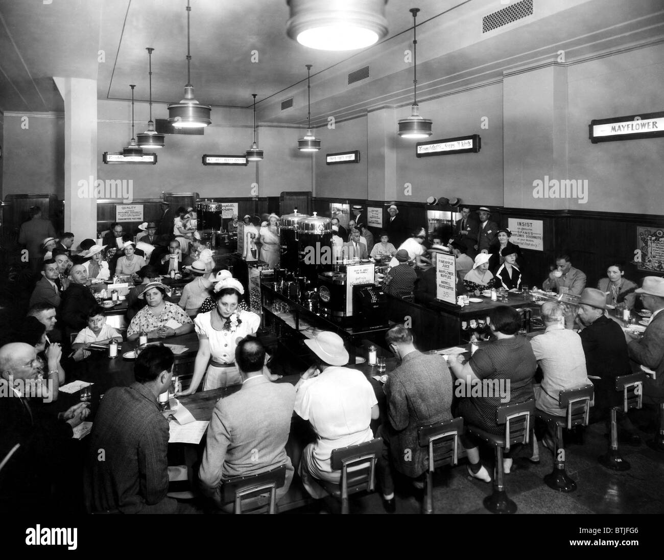 A typical American restaurant, c. 1935 Stock Photo - Alamy