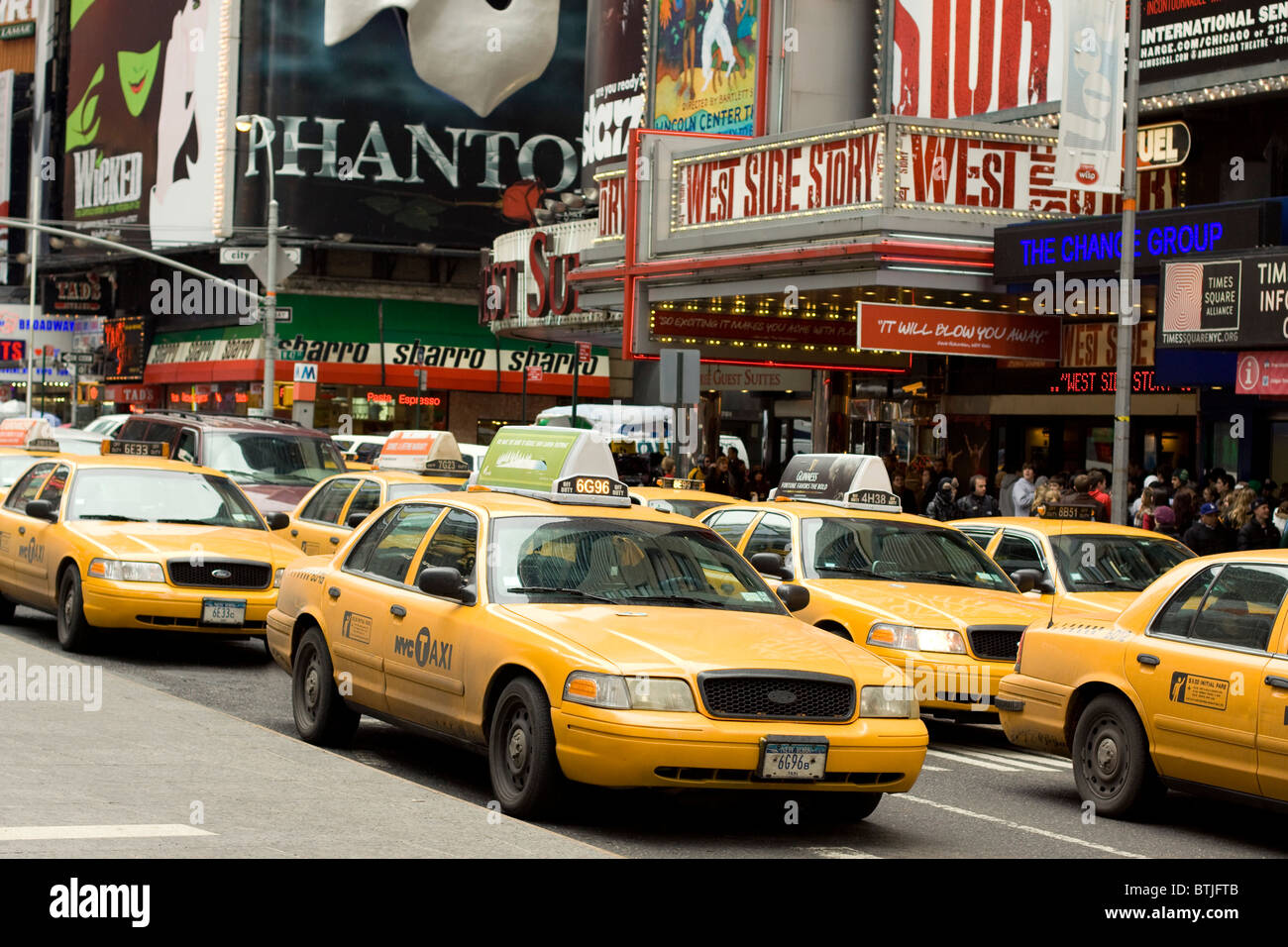 Yellow Cabs on Broadway New York City Stock Photo - Alamy Yellow Cabs on Broadway New York City Stock Photo - Alamy