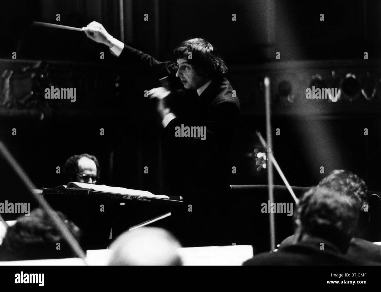 Conductor andre previn hi-res stock photography and images - Alamy