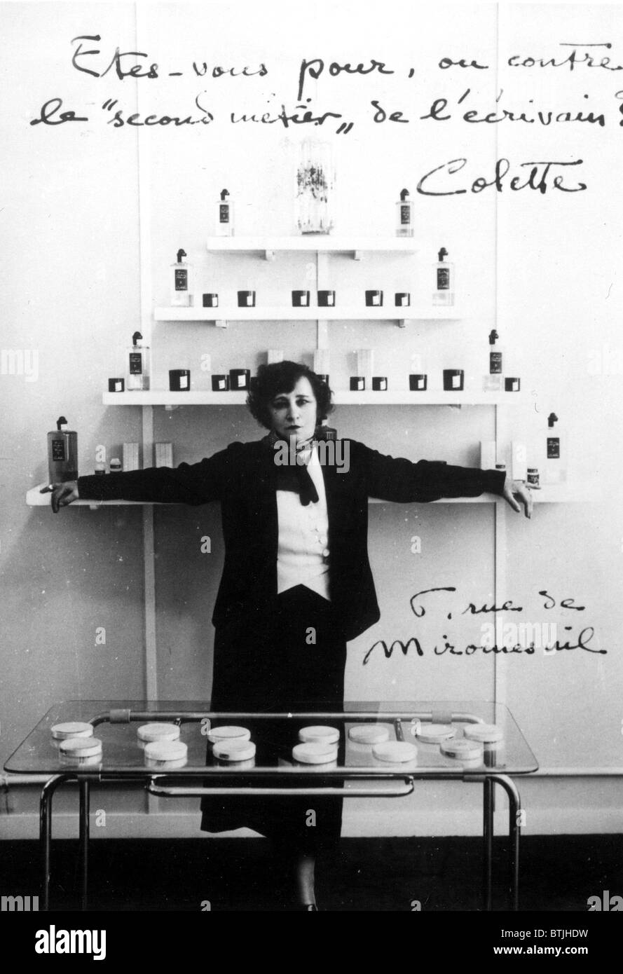 Colette at the opening of her beauty salon, 1932 Stock Photo - Alamy
