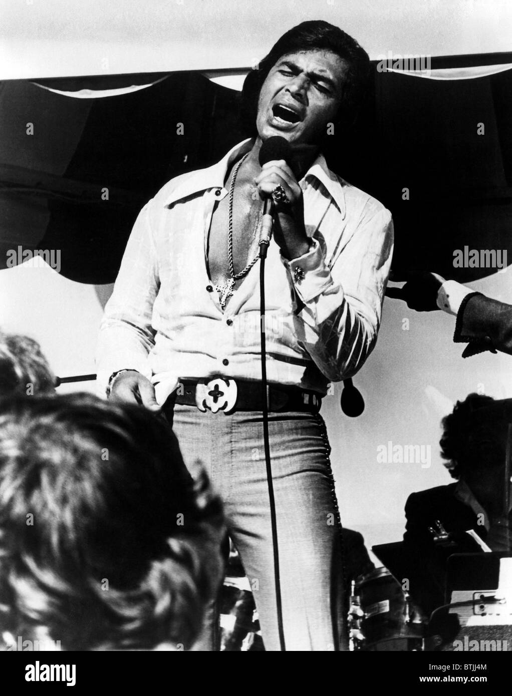 Englebert Humperdinck. ca. 1975. Courtesy: CSU Archives/Everett ...