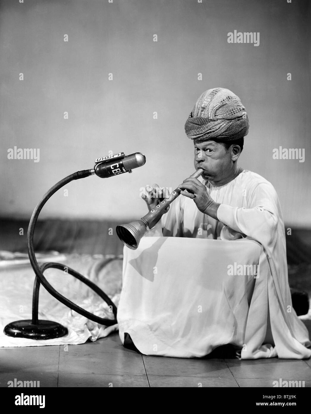 Fred Allen recording the radio program TEXACO STAR THEATER, 1941 ...