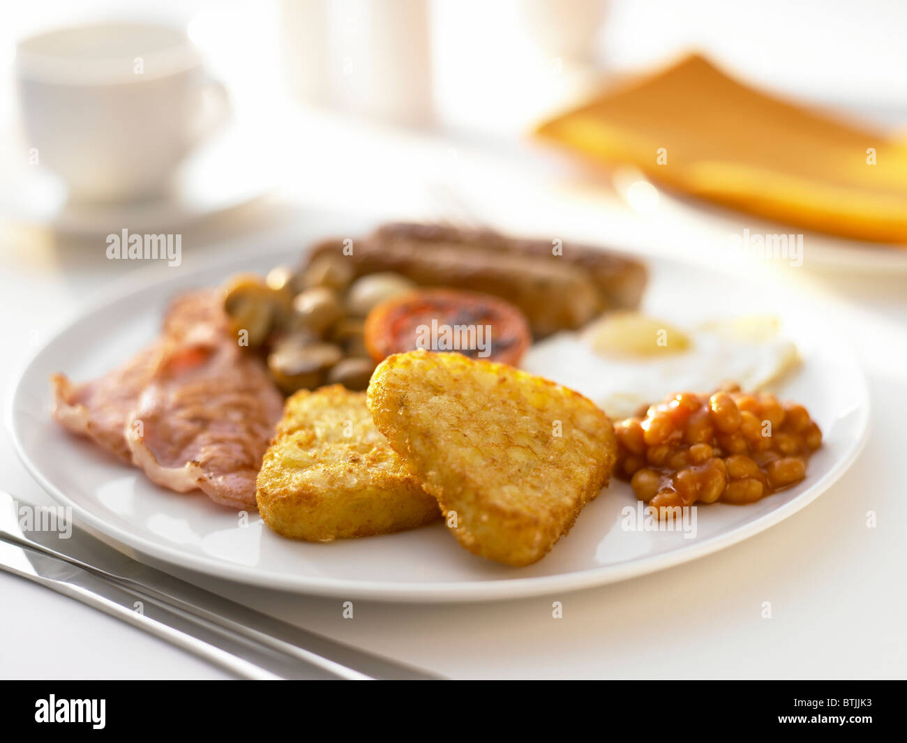 Light grilled english breakfast hi-res stock photography and images - Alamy