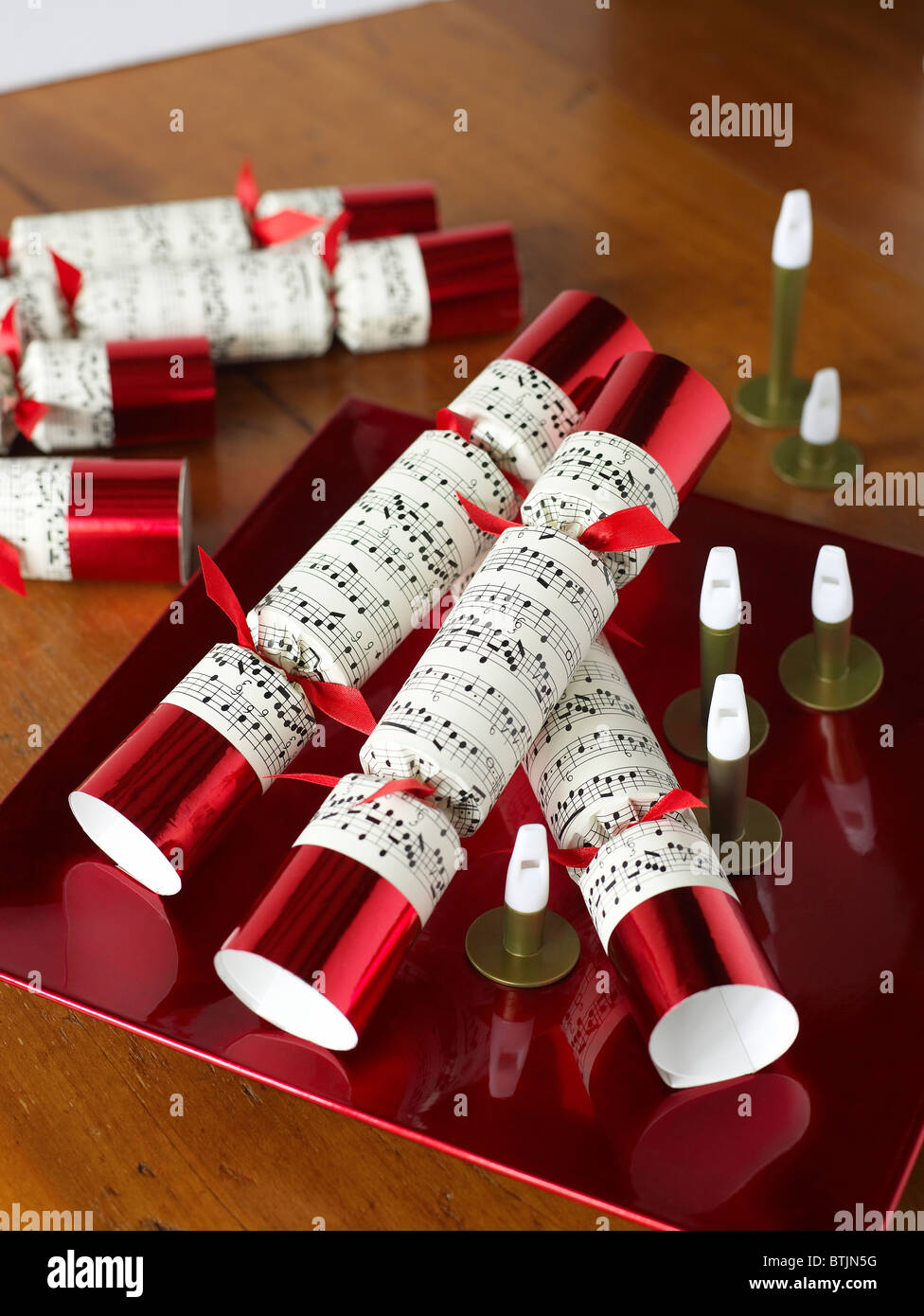 musical note crackers Stock Photo - Alamy