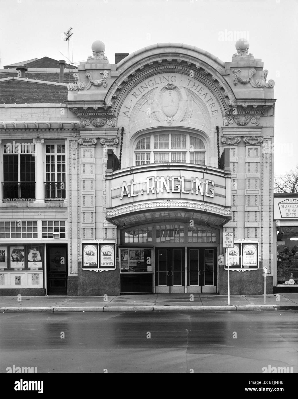 1970s Movie Theaters High Resolution Stock Photography and Images - Alamy