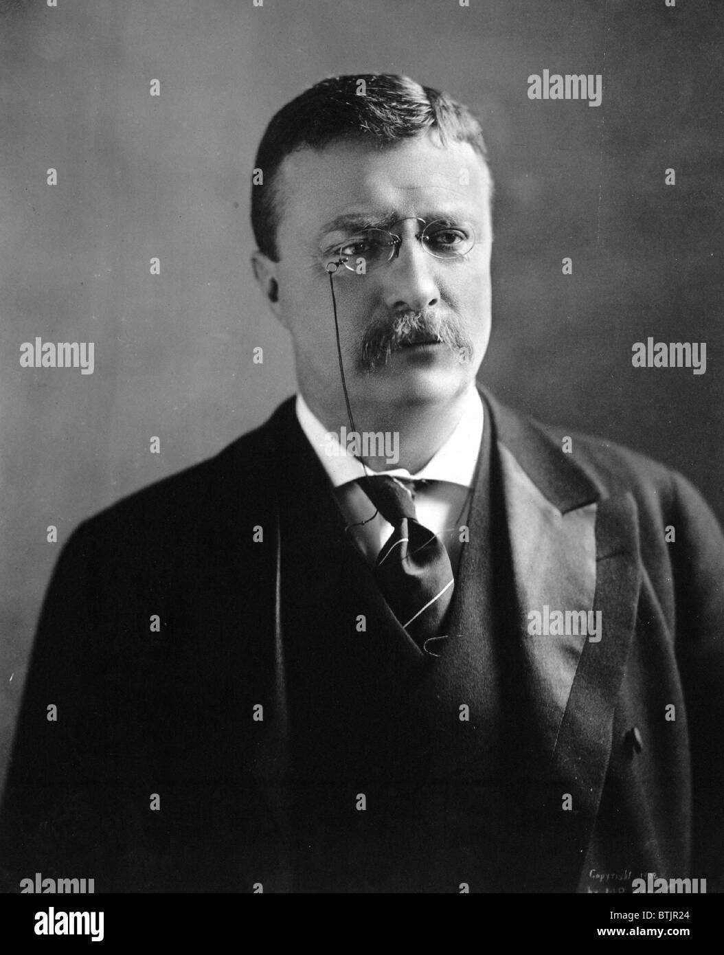 Theodore Roosevelt, 1902 bust portrait, with unusual soft and ...