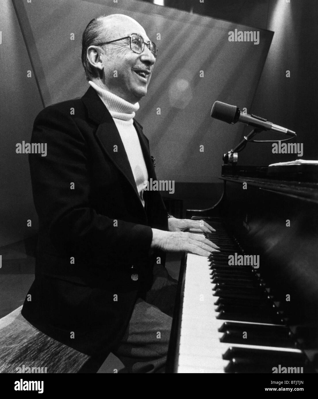 Sammy cahn hi-res stock photography and images - Alamy
