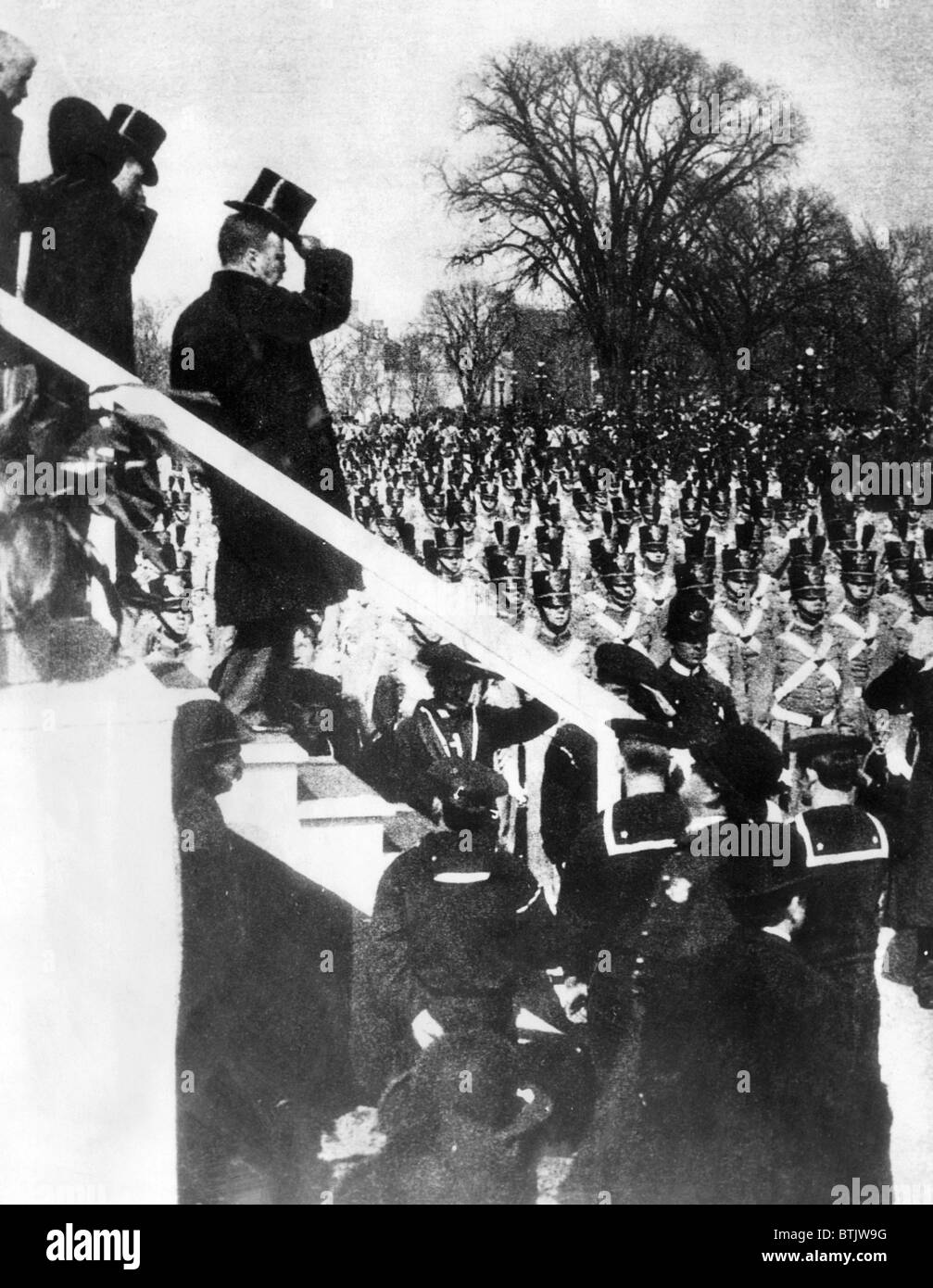 Newly inaugurated President of the U.S. Theodore Roosevelt reviewing ...