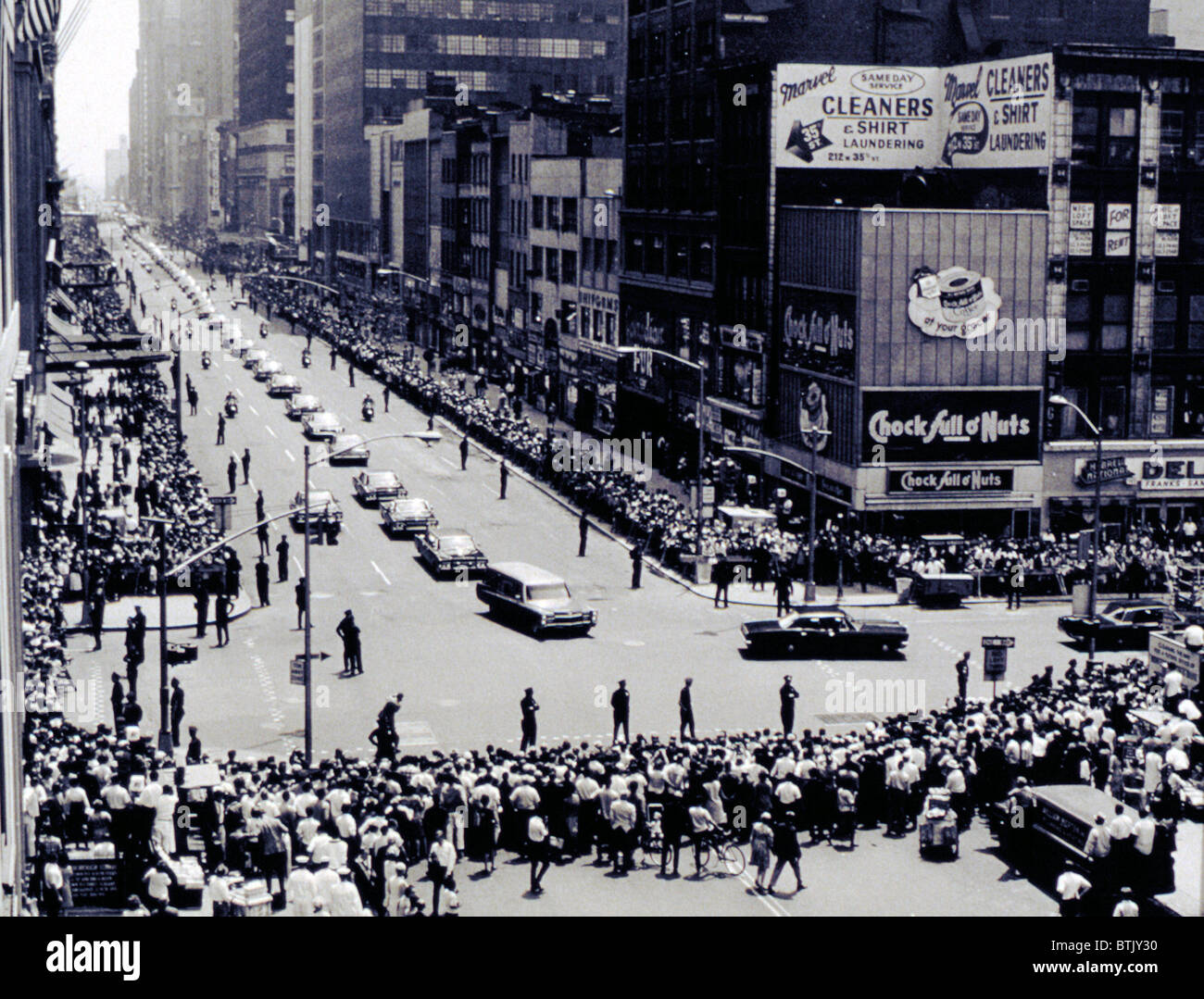 ROBERT KENNEDY, funeral procession for Senator Robert F. Kennedy on ...