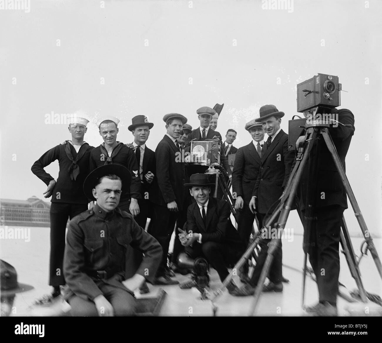 1910s camera hi-res stock photography and images - Alamy