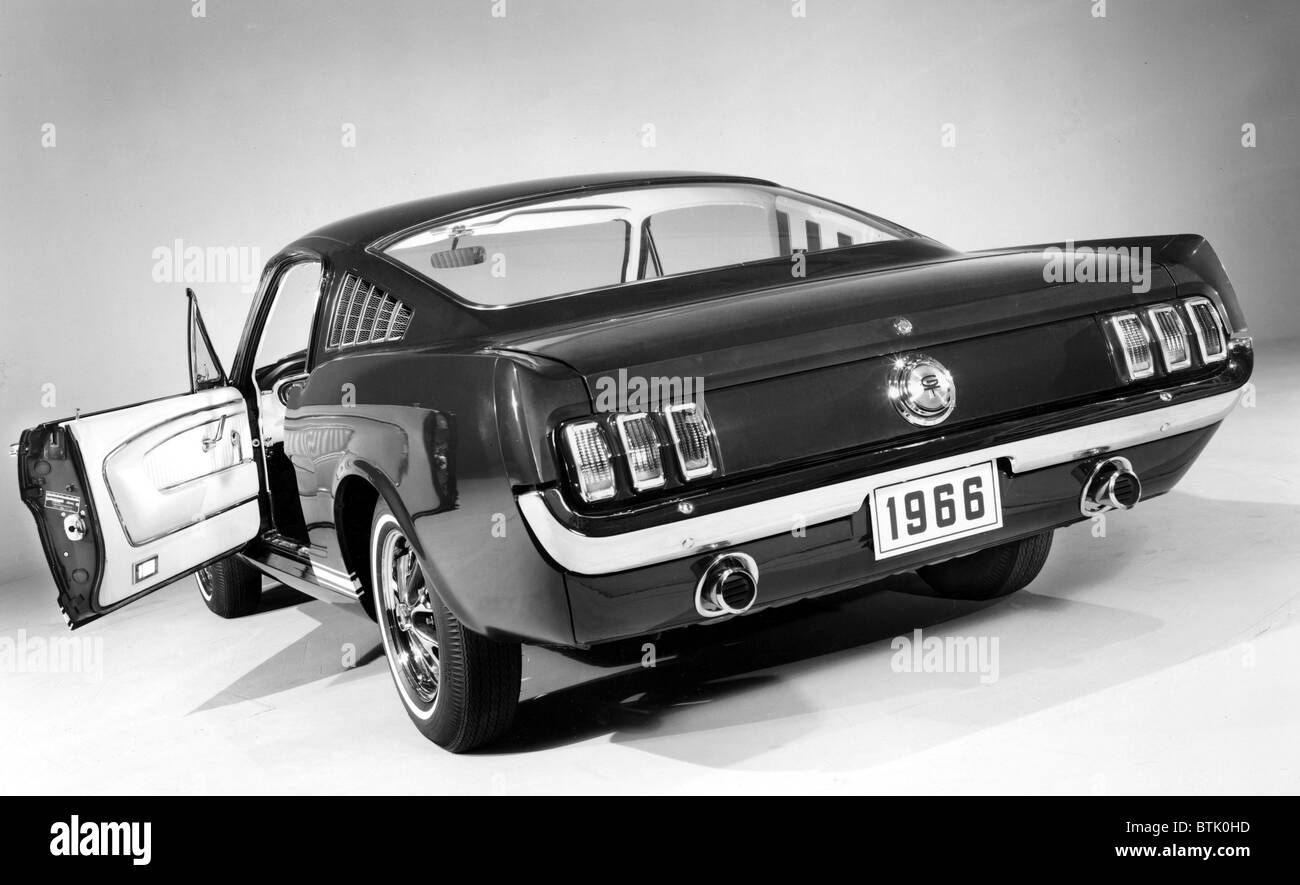 1966 Ford Mustang Fastback Black