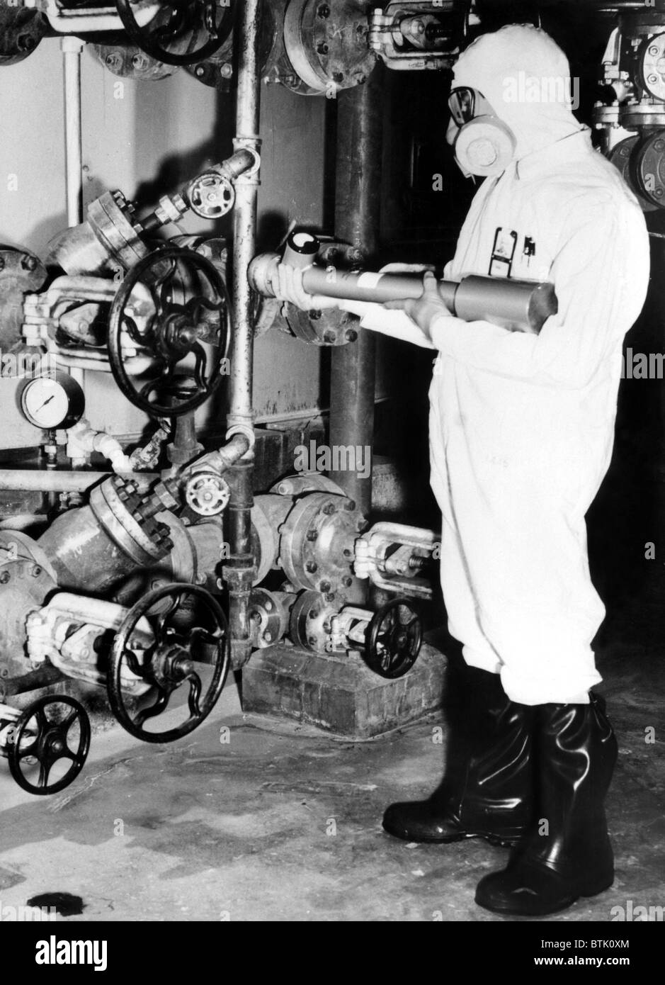 Radiation detector hi-res stock photography and images - Alamy