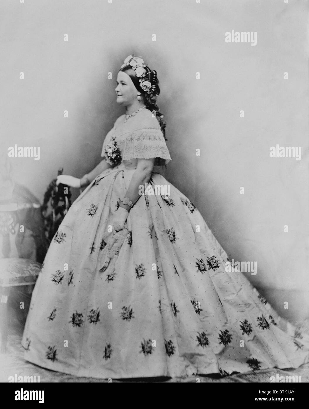 Mary Todd Lincoln (1818-1882), as First Lady, in embroidered ball gown ...
