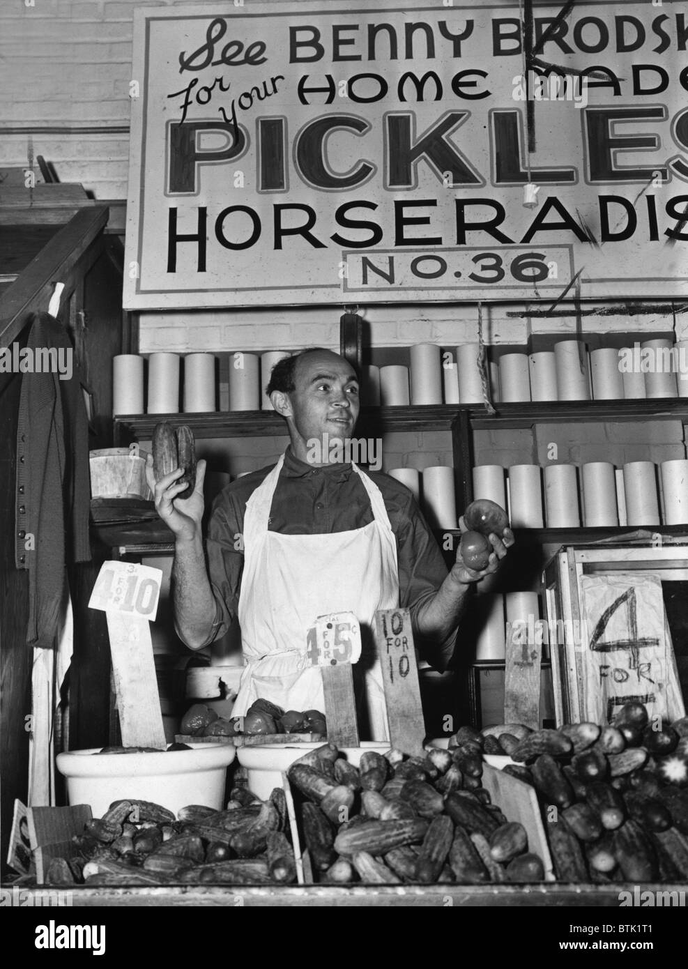 Pickle vendor historical hi-res stock photography and images - Alamy
