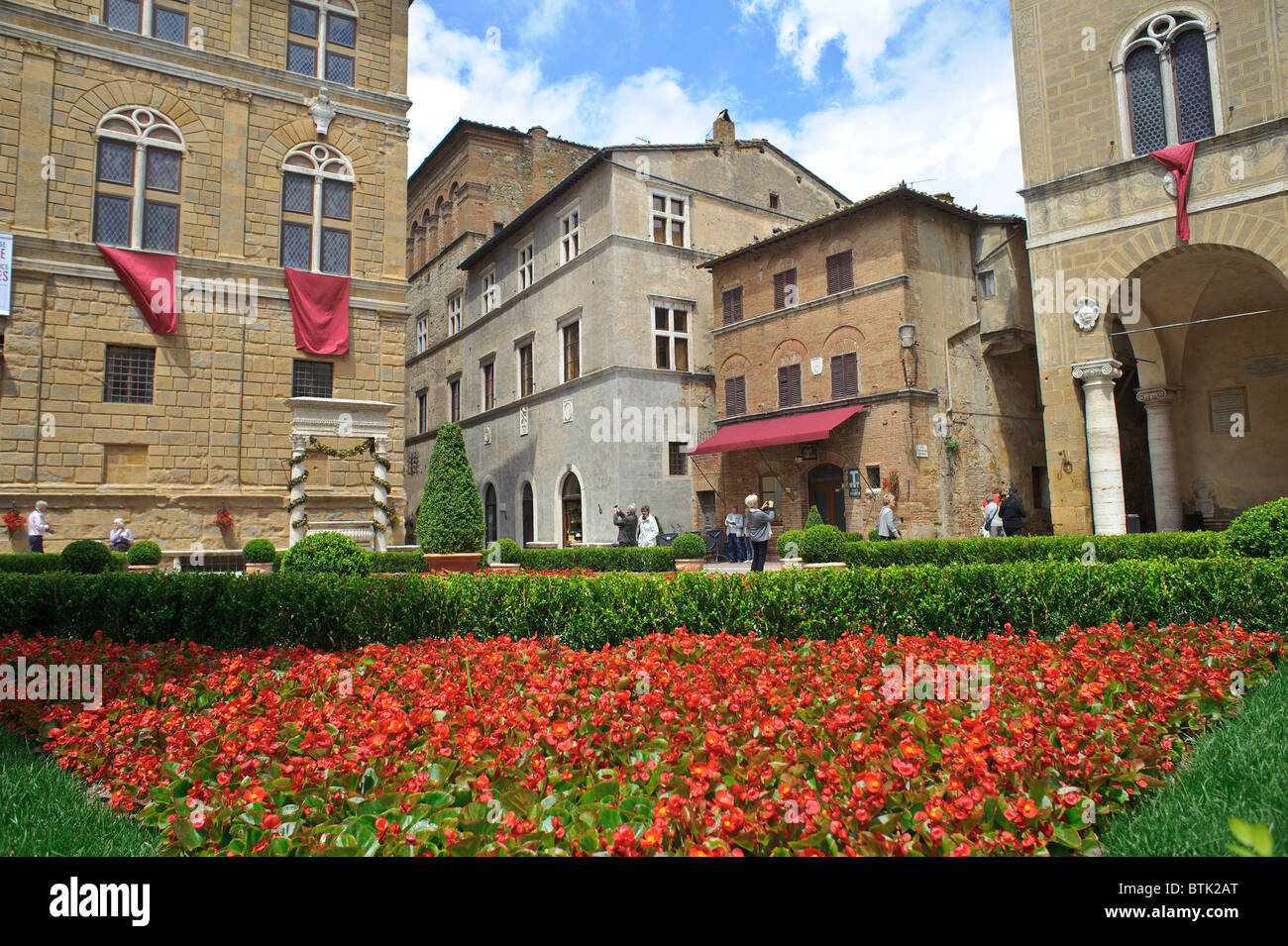Heritage garden site hi-res stock photography and images - Alamy