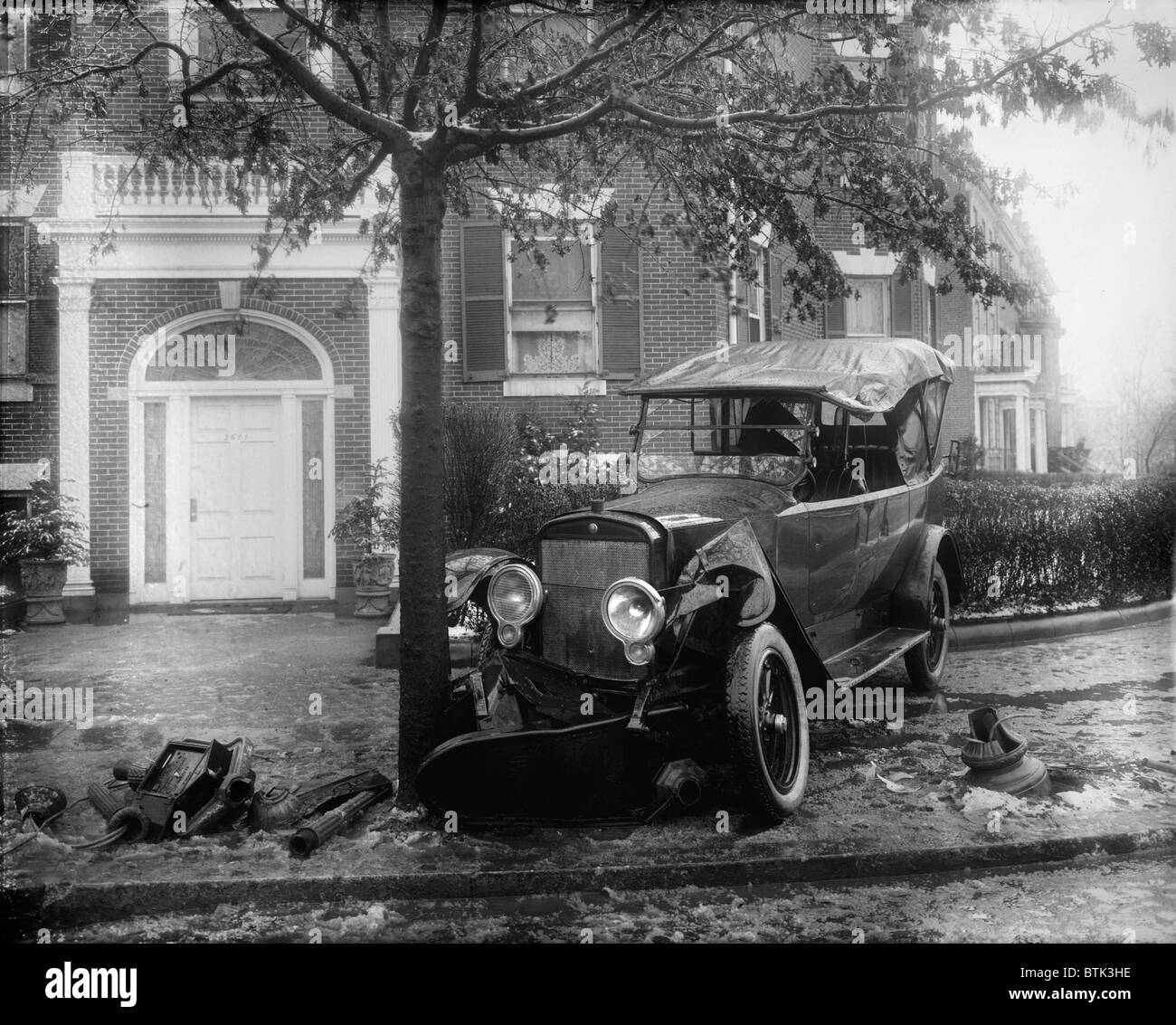 1920s car crash hi-res stock photography and images - Alamy
