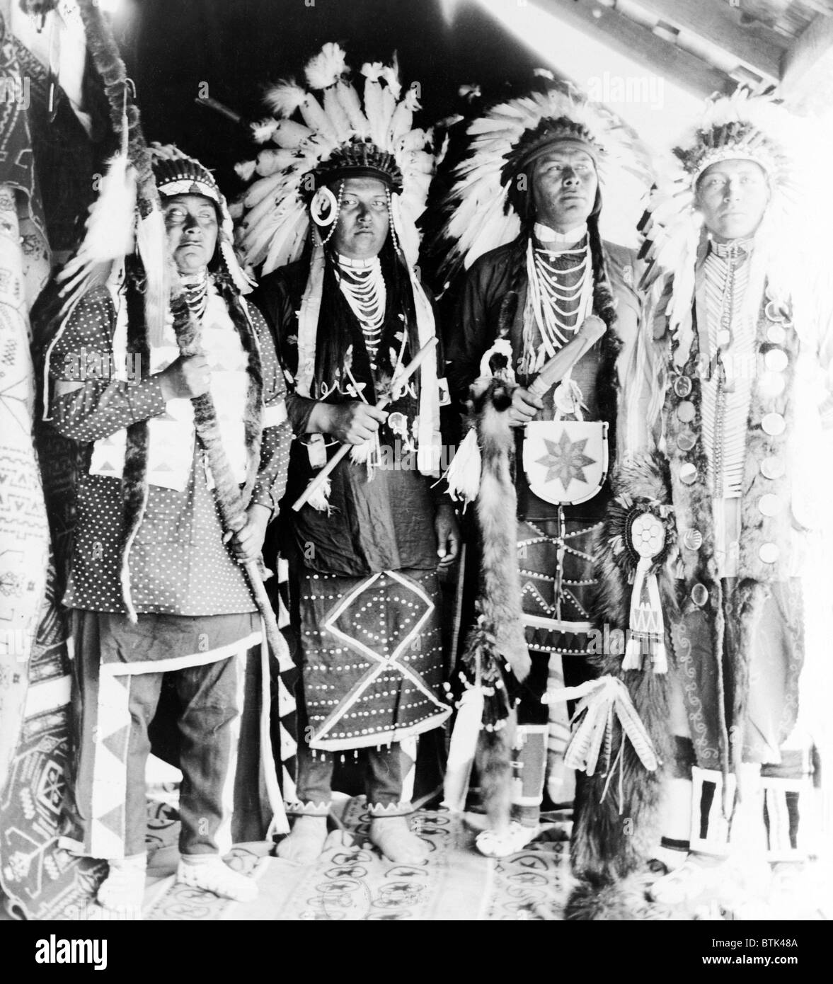 Nez perce indians hi-res stock photography and images - Alamy