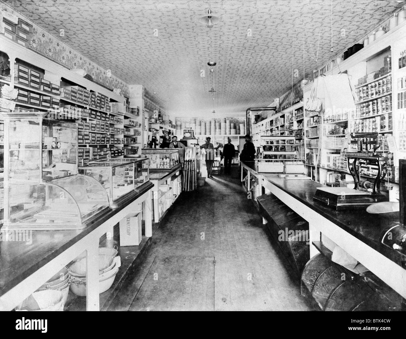 General store 1900s hi-res stock photography and images - Alamy