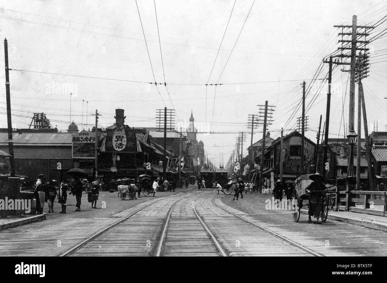 Tokyo street scene, Tokyo, Japan, ca 1905 Stock Photo - Alamy