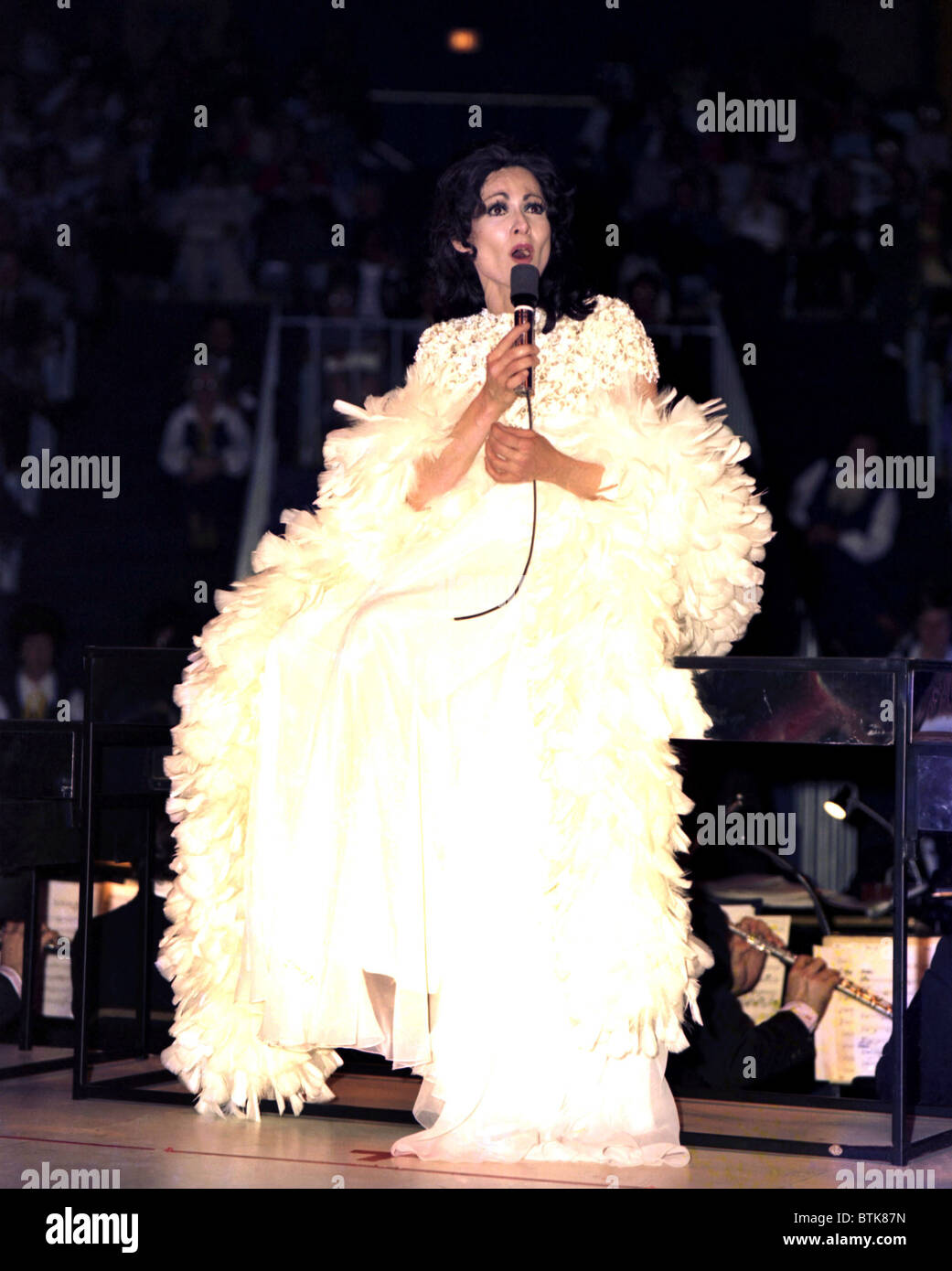 Carol lawrence hi-res stock photography and images - Alamy