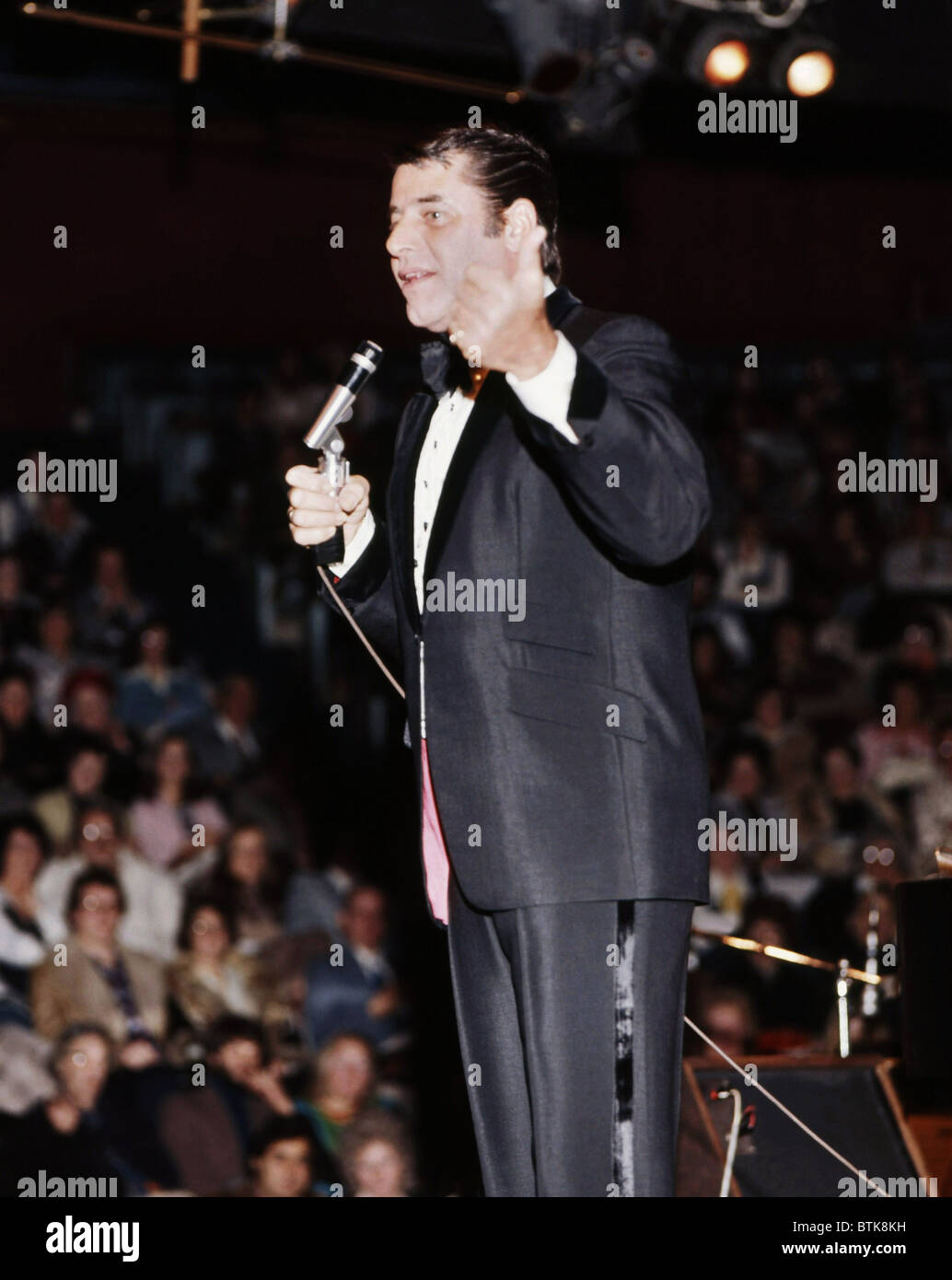 Jerry lewis portrait hi-res stock photography and images - Alamy
