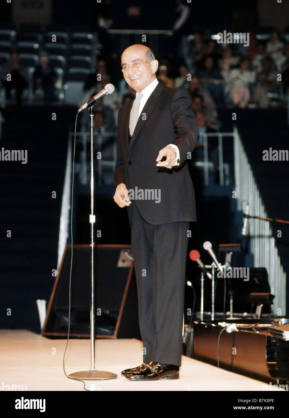 Myron Cohen, 1975, Millrun Playhouse Theater in the Round, Niles ...