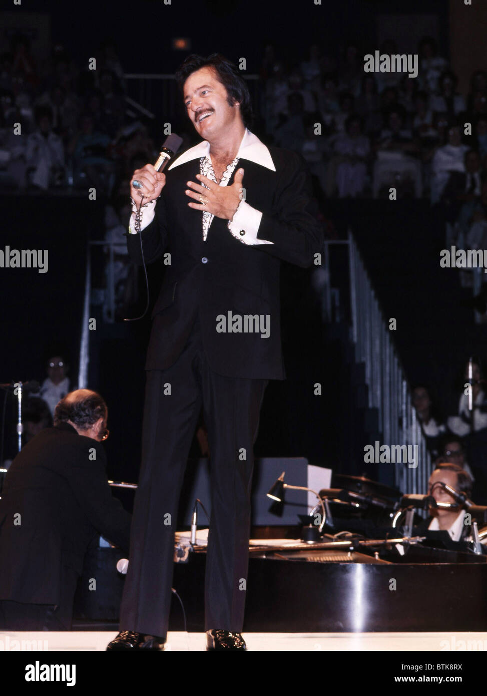Robert goulet hi-res stock photography and images - Alamy
