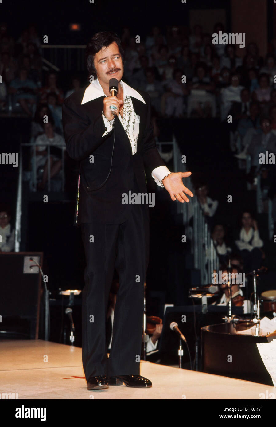1970s sideburns hi-res stock photography and images - Alamy