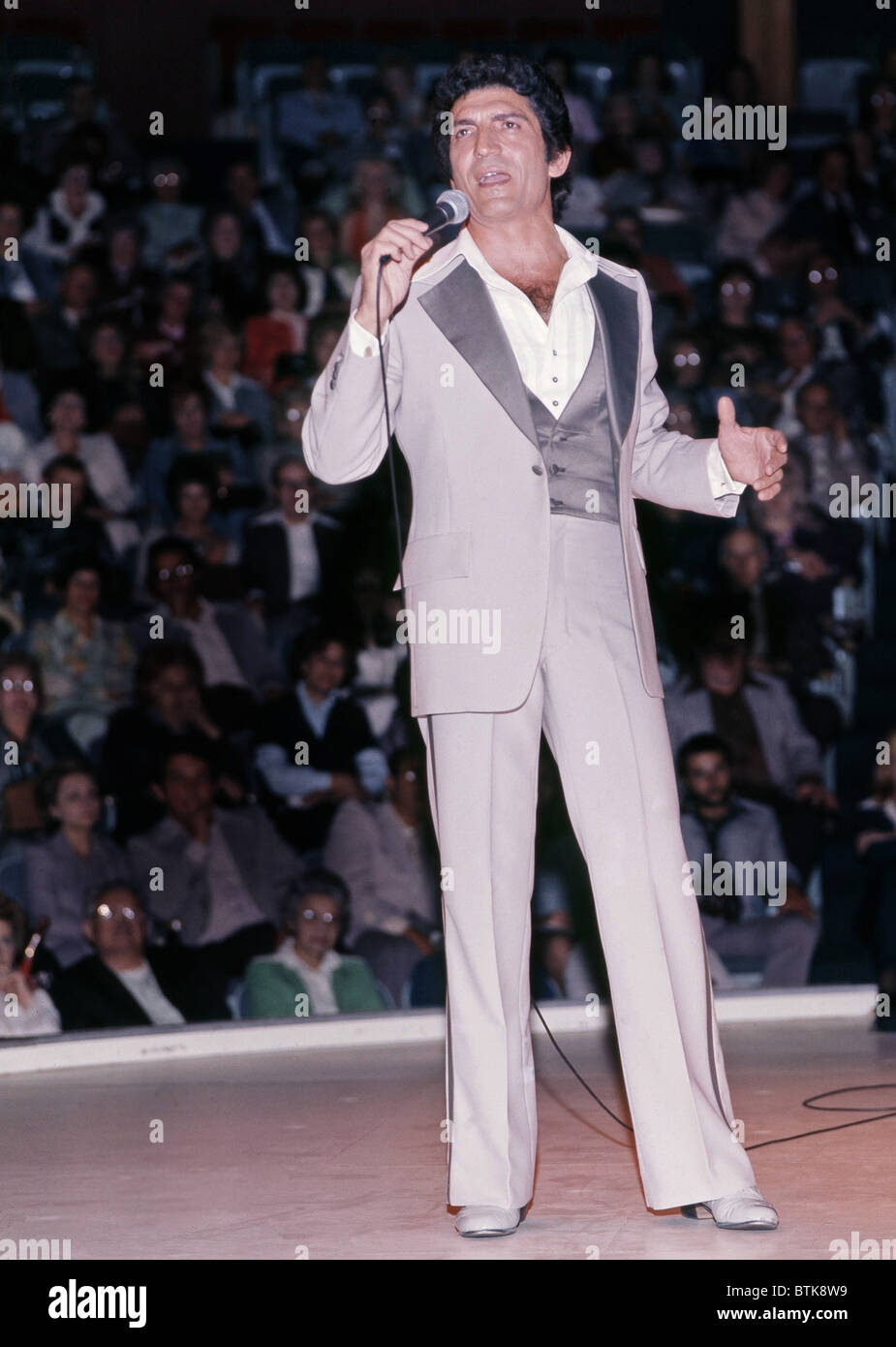Sergio Franchi, 1975, Millrun Playhouse Theater in the Round, Niles ...
