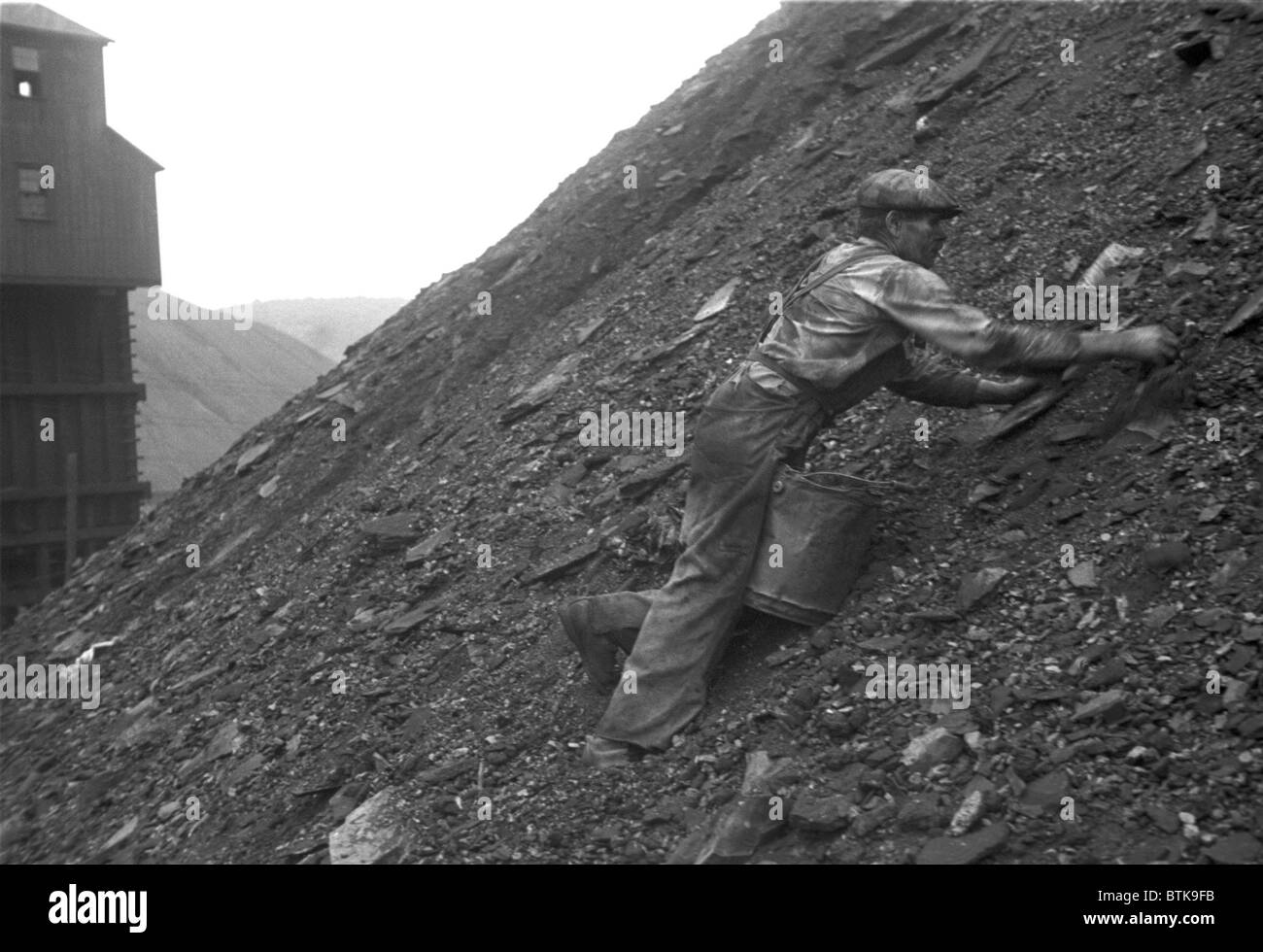 Coal industry slag heaps hi-res stock photography and images - Alamy