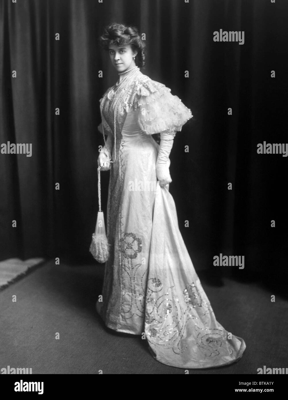 Women's fashion, circa 1896. Photo: Courtesy Everett Collection Stock ...