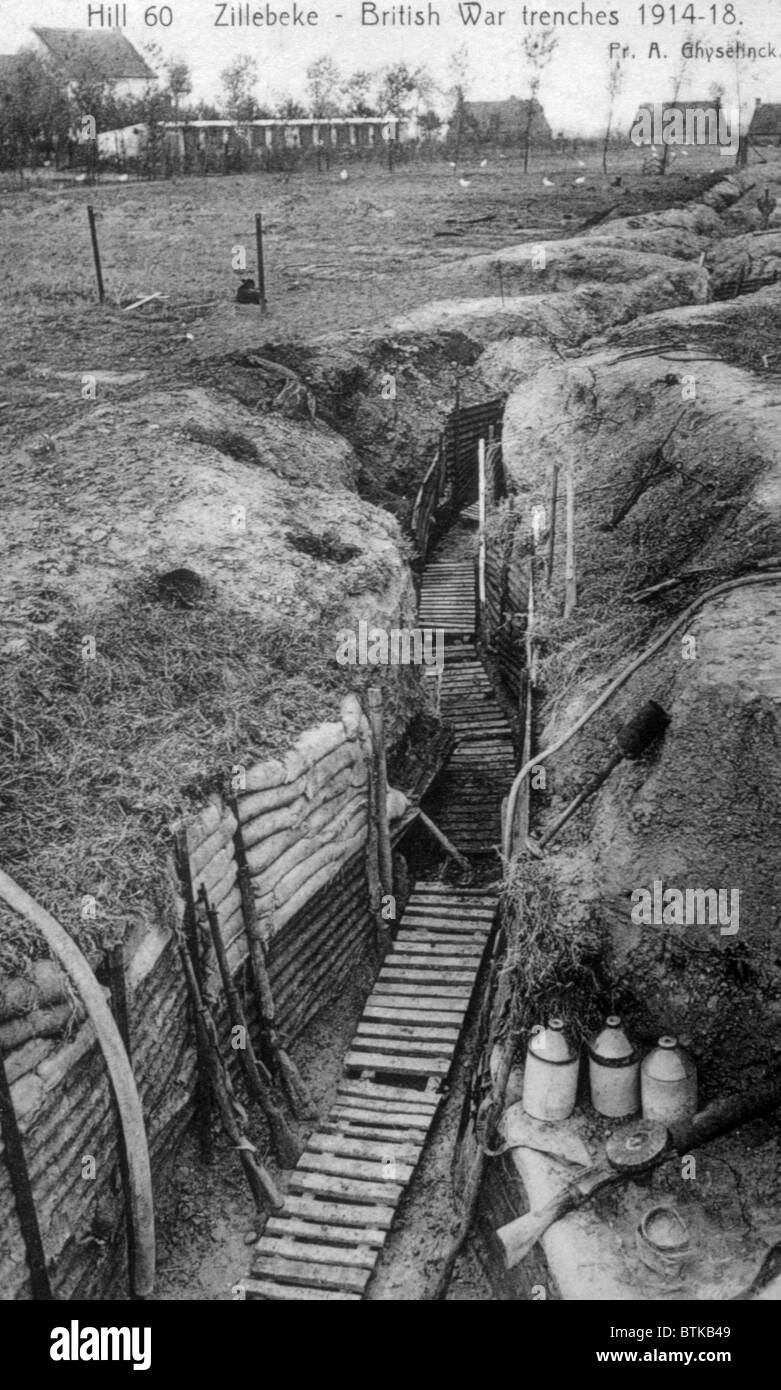 World War I, the British army trenches in France, ca. 1914 Stock Photo ...