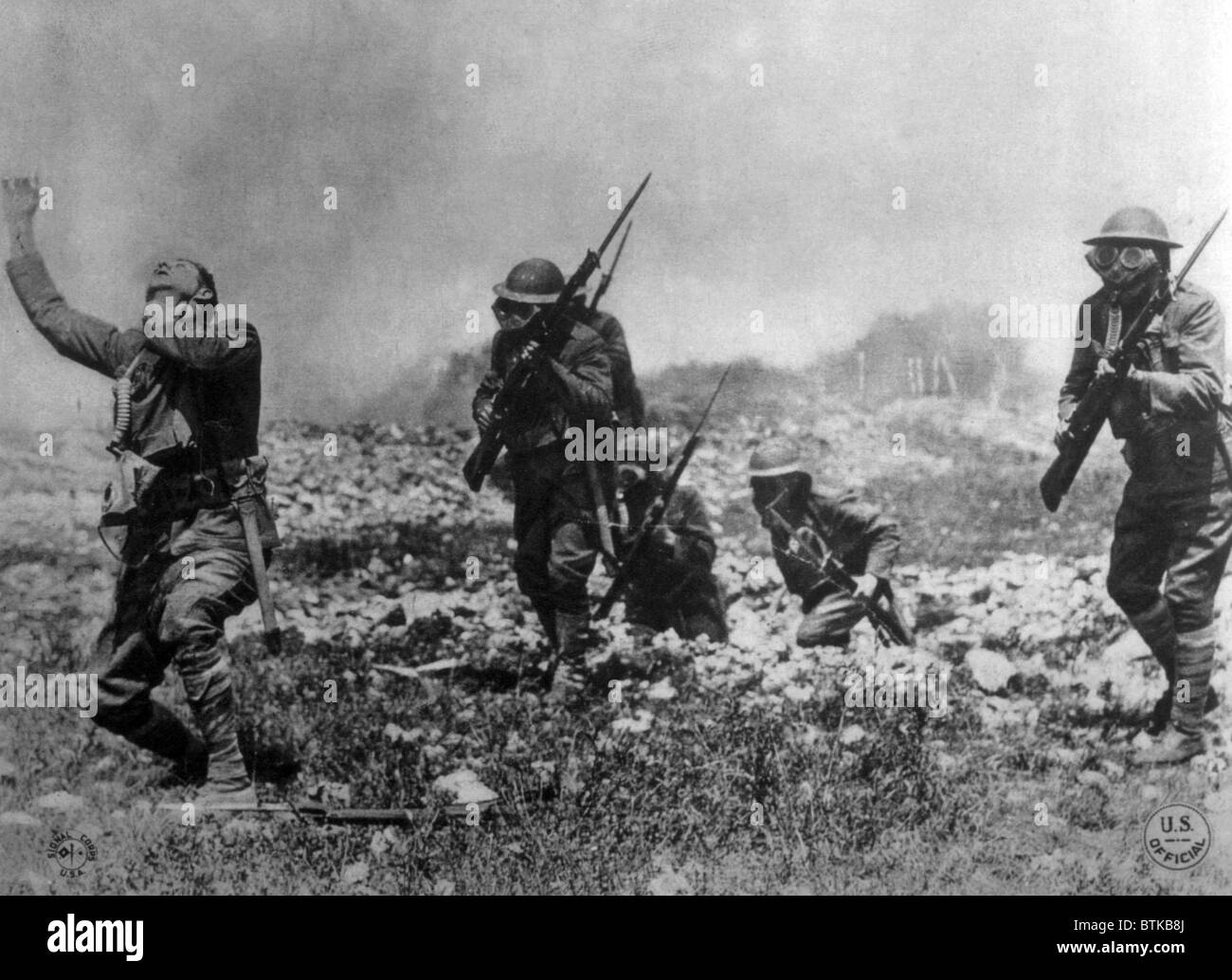 World War I, American soldier (left) suffering the effects of poison ...