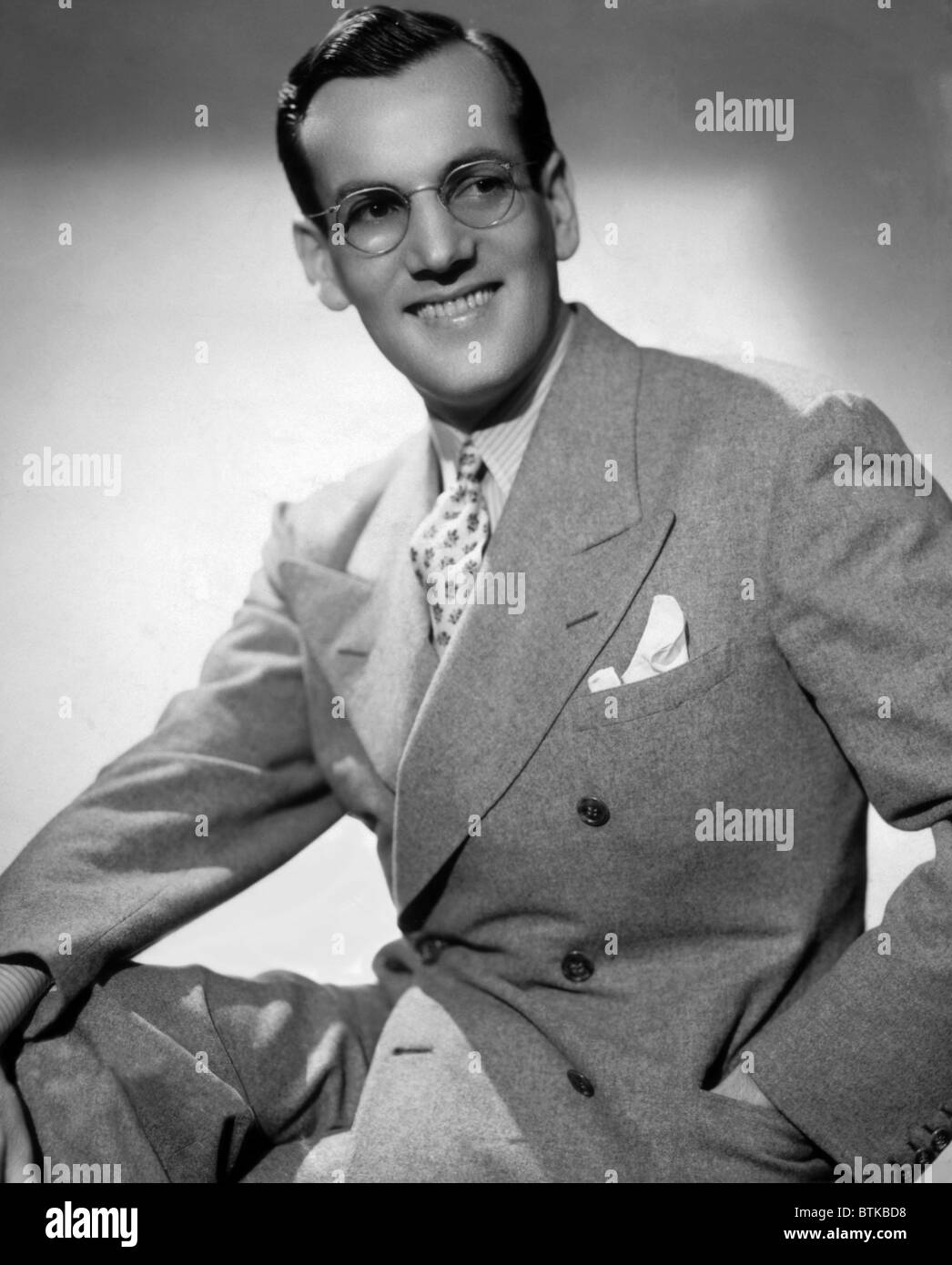 Glenn miller hi-res stock photography and images - Alamy