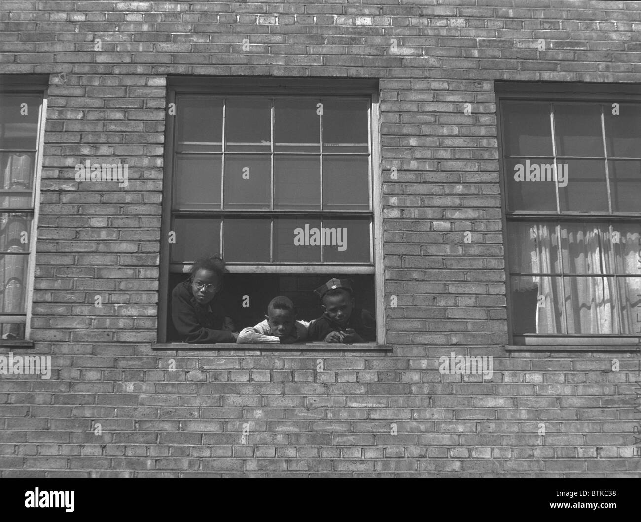 1950s housing projects hi-res stock photography and images - Alamy