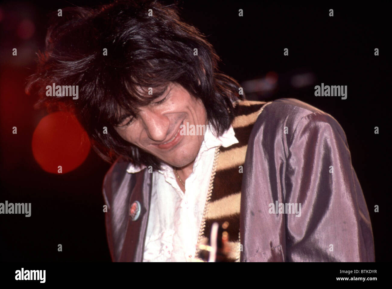Ron Wood on-stage playing with Chuck Berry at The Ritz, New York City ...