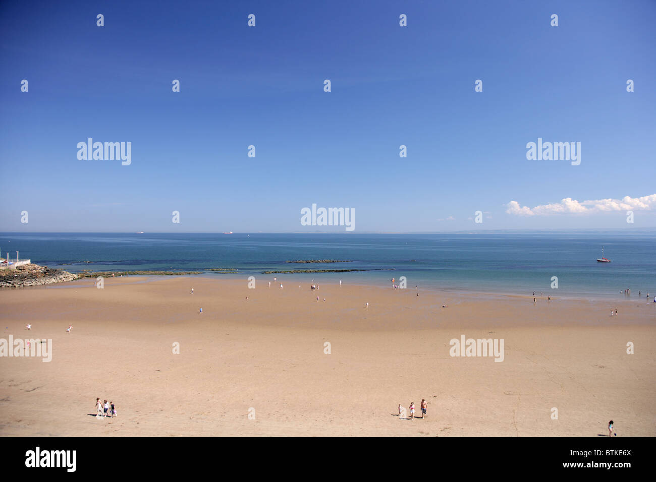 Kinghorn Beach Fife Scotland Stock Photo - Alamy