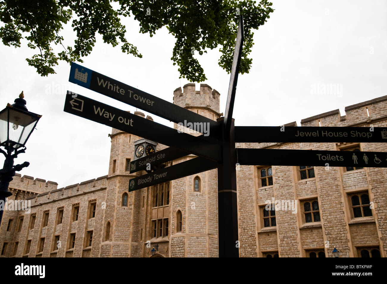 Tourist signpost, Tower of London Stock Photo - Alamy