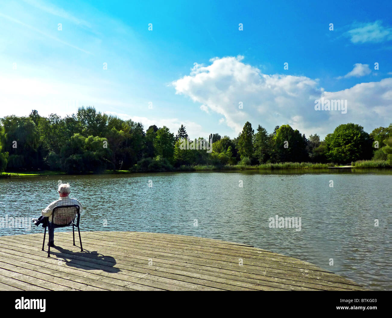 rest at the lake Stock Photo - Alamy