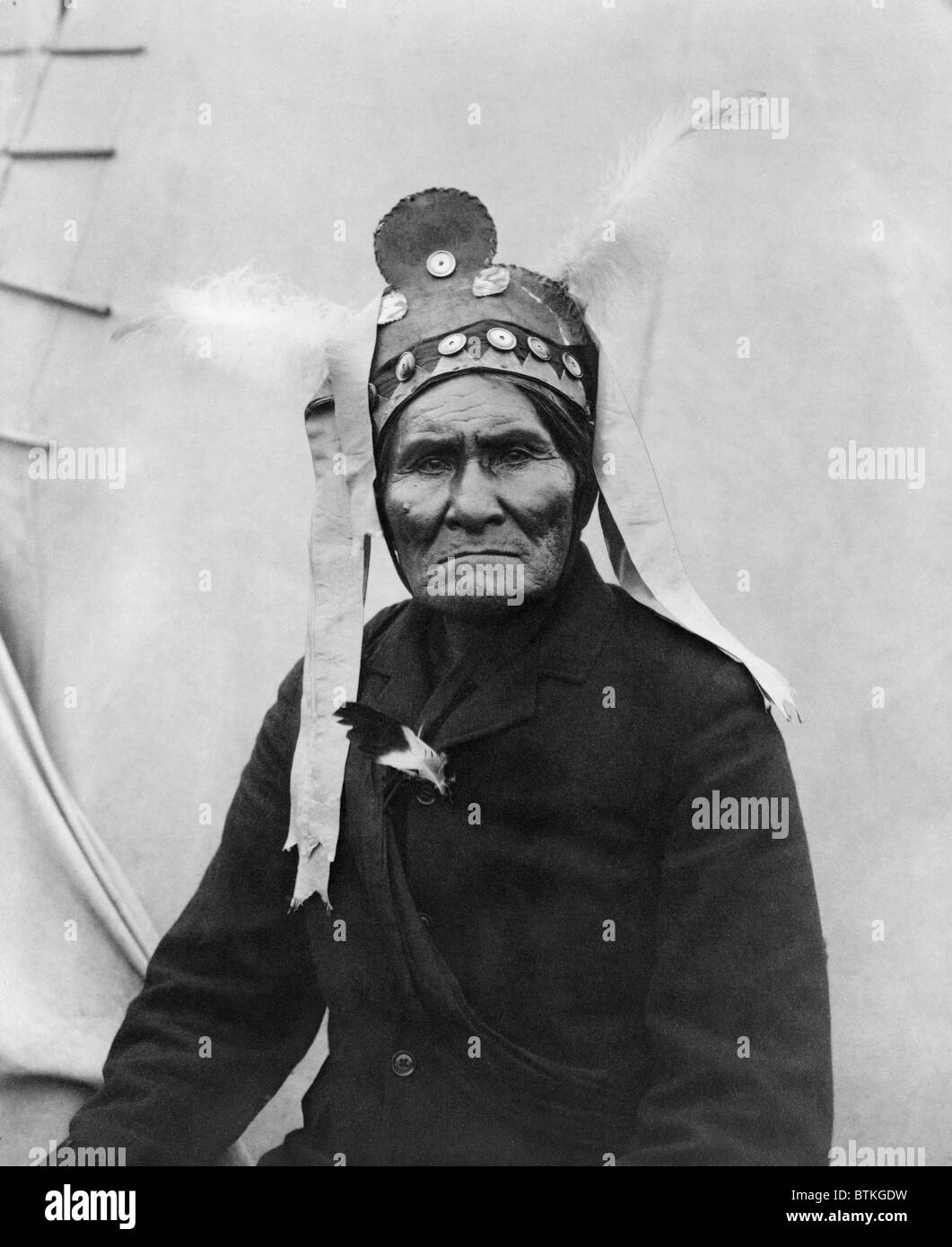 Geronimo (1829-1909), Chiricahua Apache warrior, at the Pan-American ...