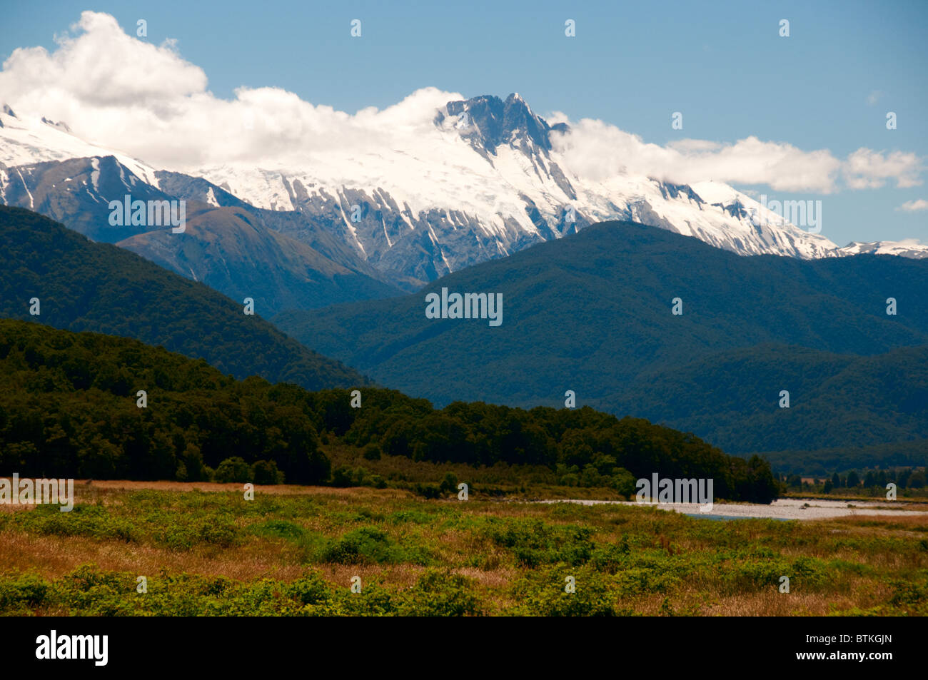 Gates of haast bridge hi-res stock photography and images - Alamy