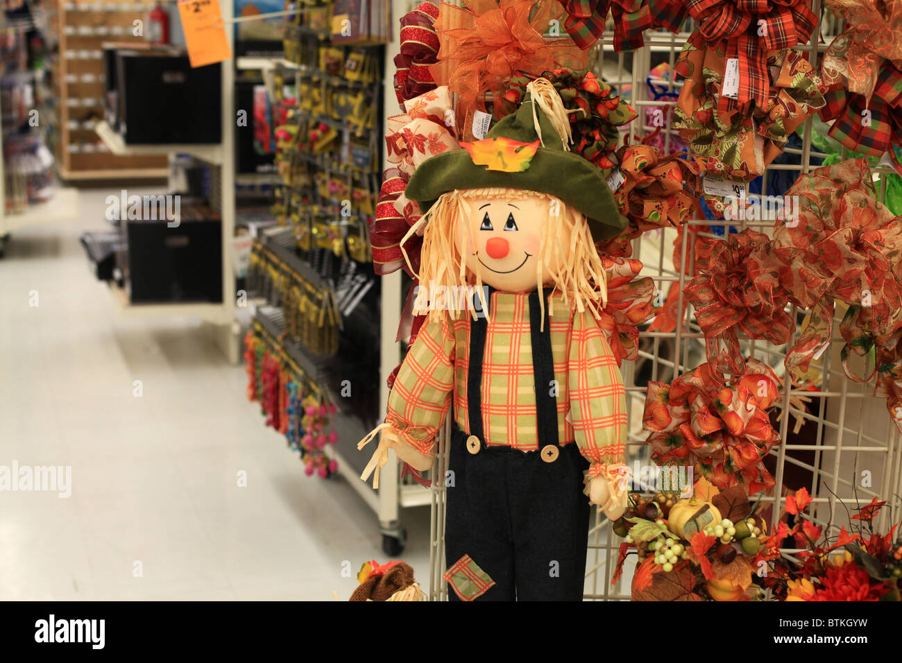 Scarecrows at night hi-res stock photography and images - Alamy