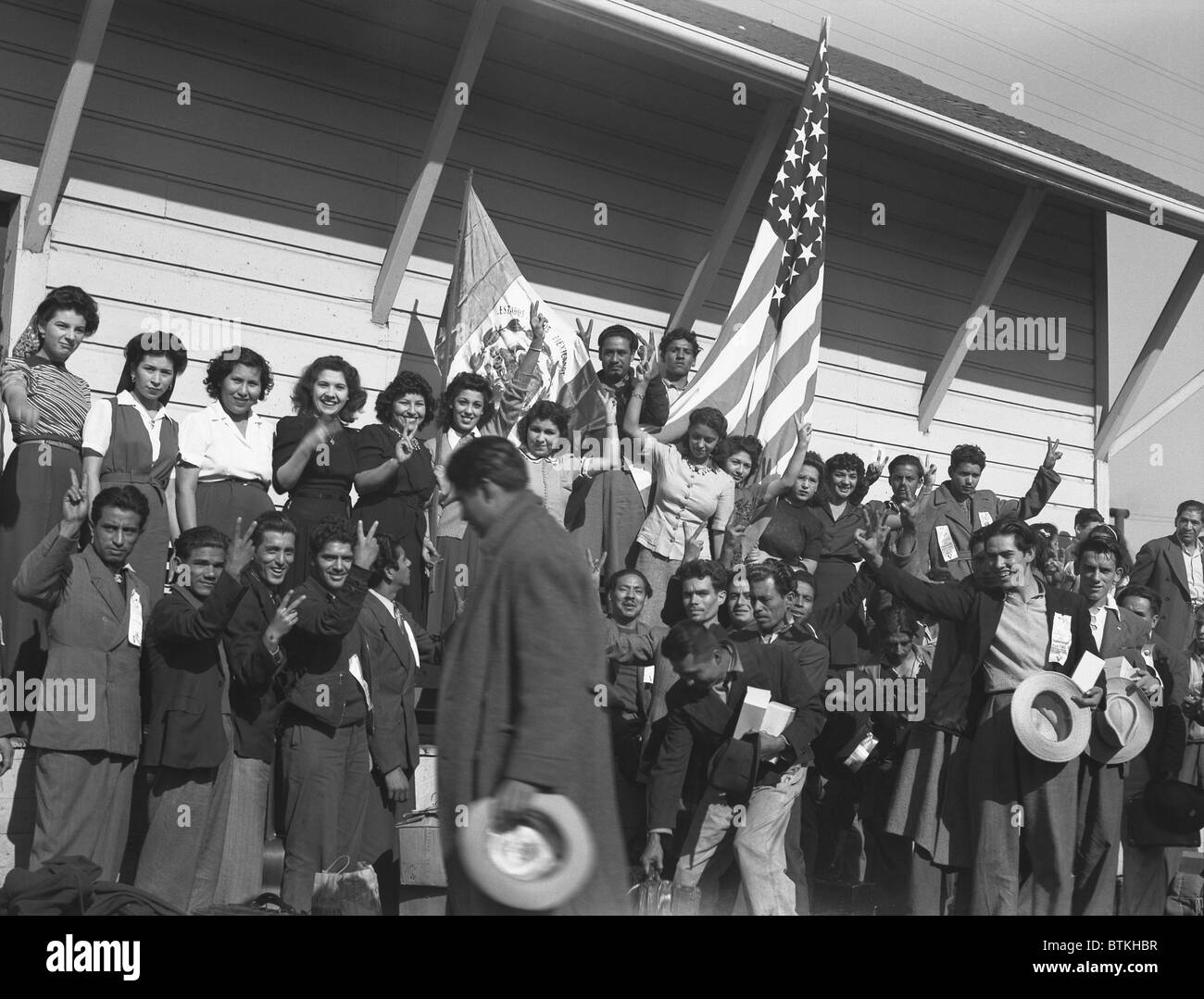 Mexican agricultural laborers arriving in Stockton, California, to ...