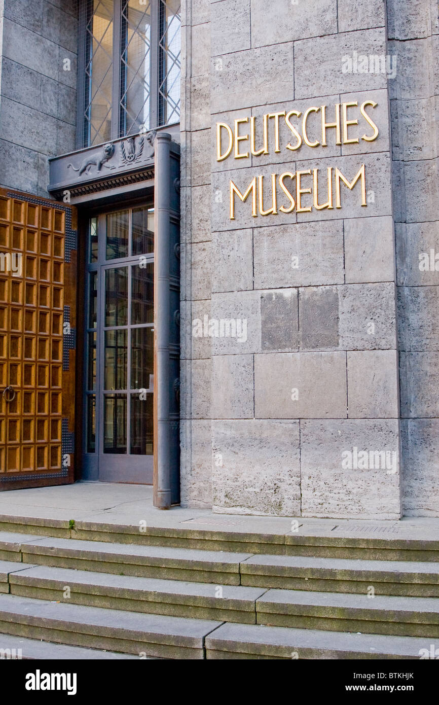 Deutsches museum munich hi-res stock photography and images - Alamy