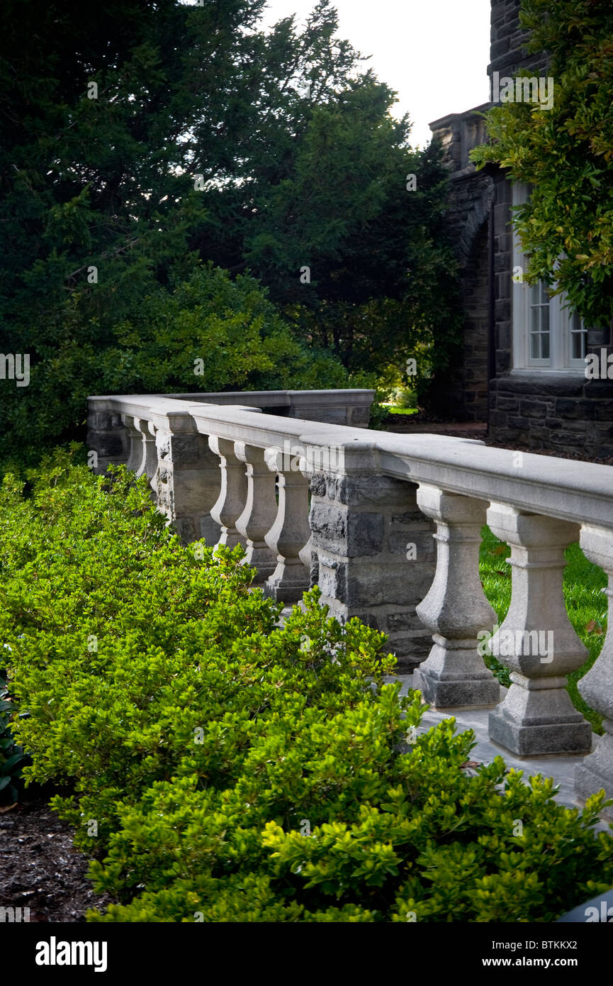 Stone terrace hi-res stock photography and images - Alamy