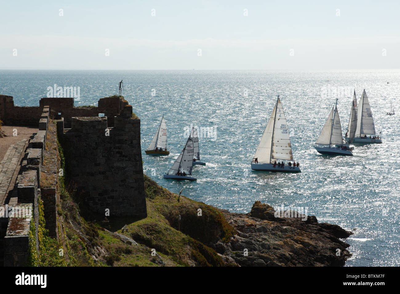 Boats yachts traveling blue sea hi-res stock photography and images - Alamy